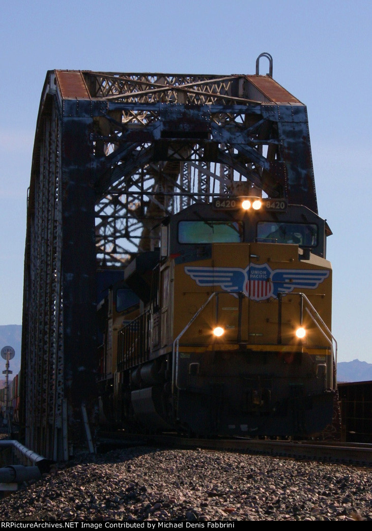 UP 8420 crossing the San Pedro